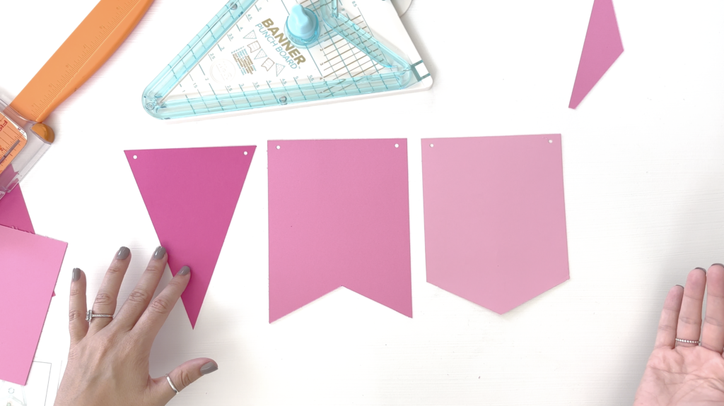 How to Make Banners {Banner Punch Board}